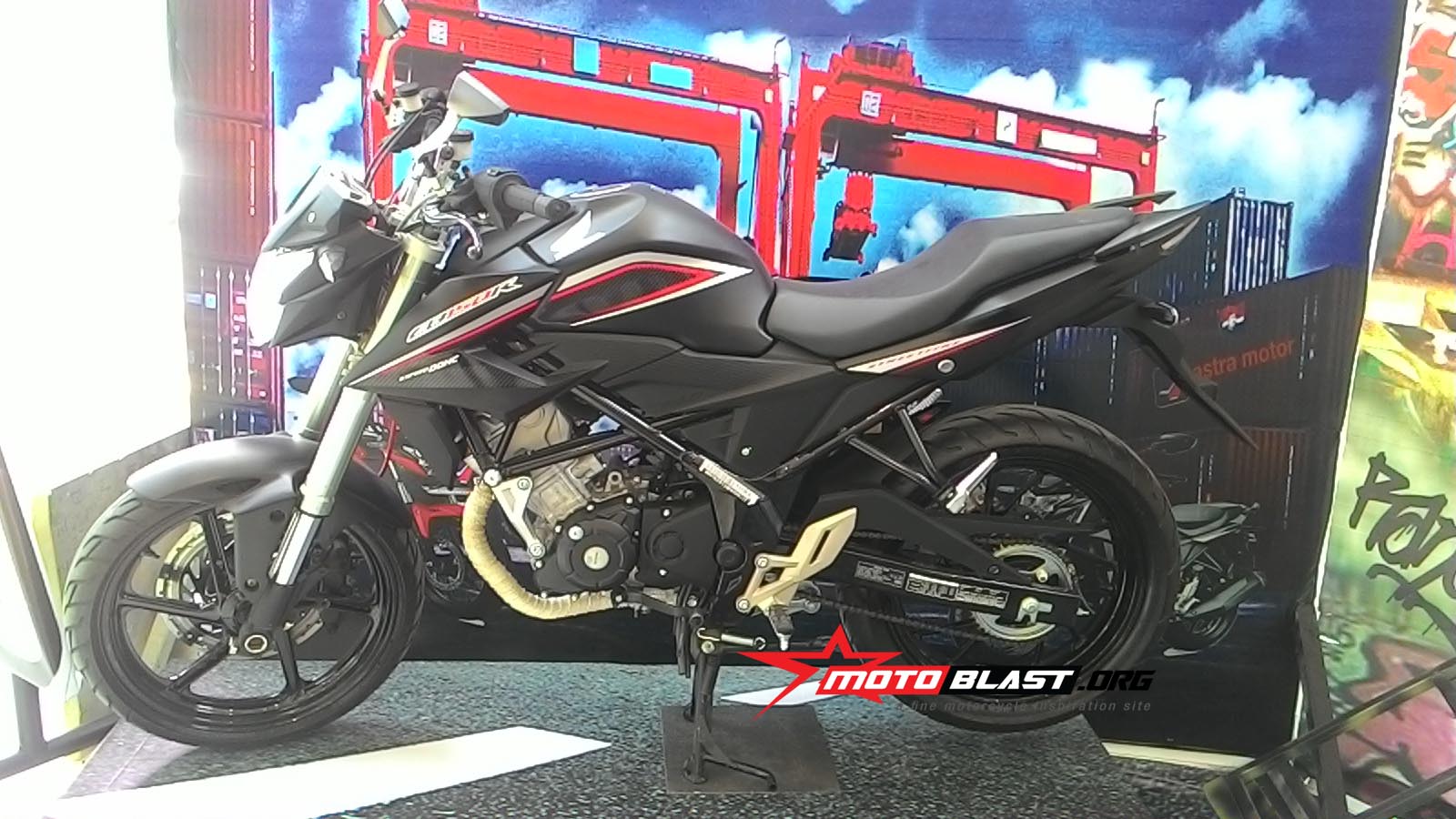Modif Simple Exclusive berkualitas untuk all new CB150R! makin gagah ...