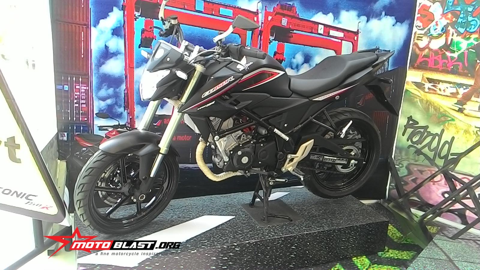 Modif Simple Exclusive berkualitas untuk all new CB150R! makin gagah ...