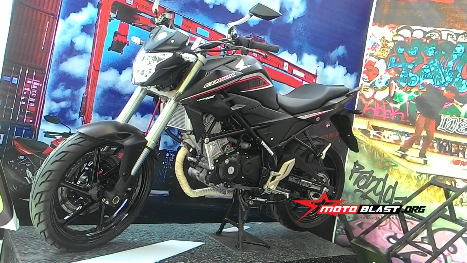 Modif Simple Exclusive berkualitas untuk all new CB150R! makin gagah ...