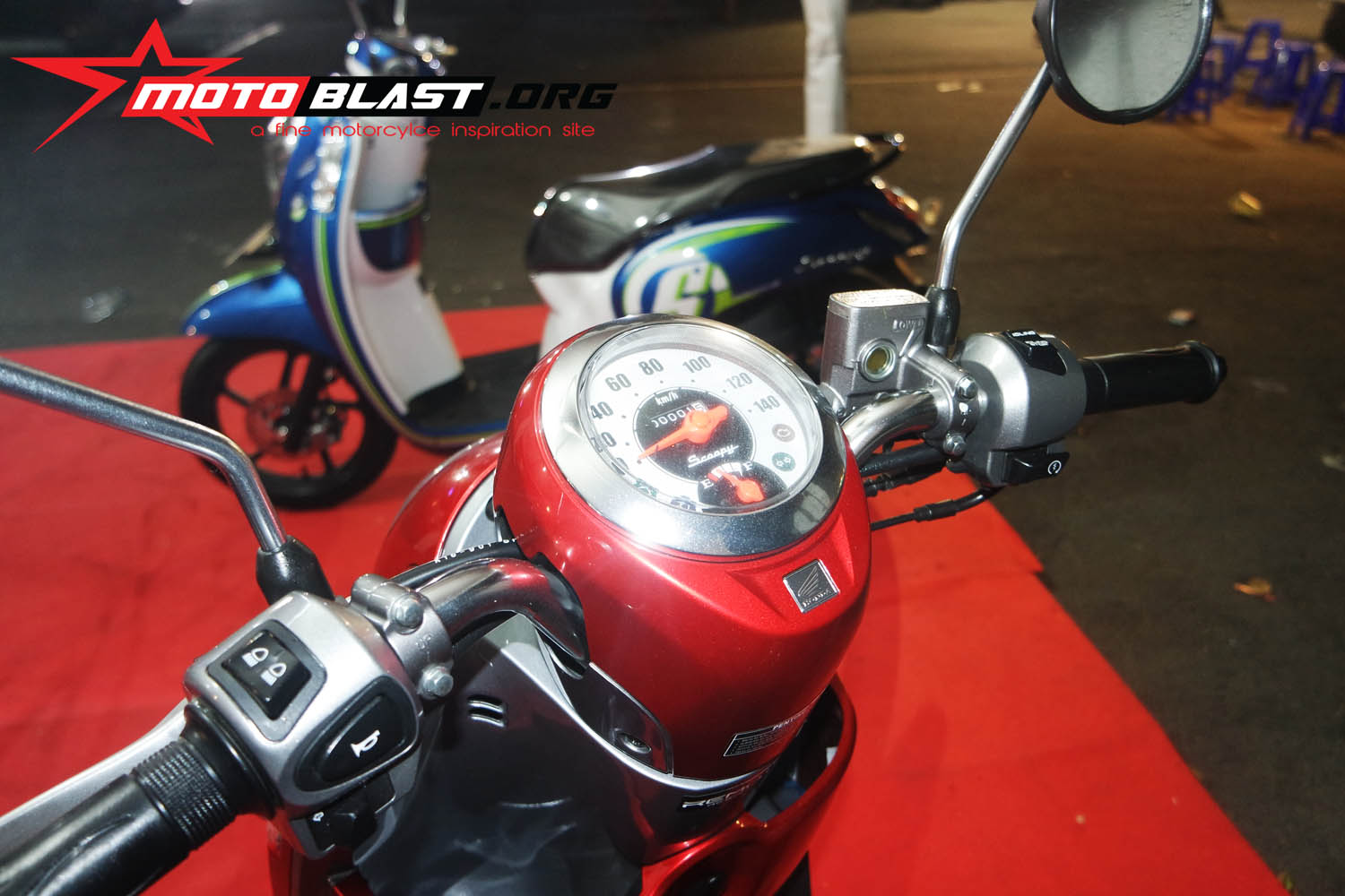 HOT Official ! Ini dia penampakan Honda sonic versi repsol edition dan ...