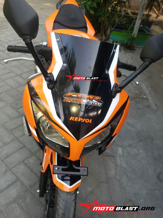 Modifikasi cbr150r black menjadi Repsol