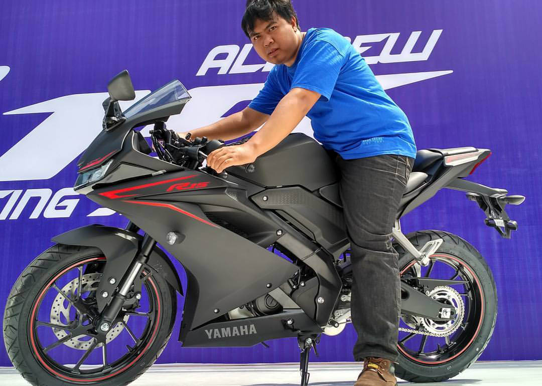 Inilah Varian Warna dan Spesifikasi lengkap All New Yamaha R15 - MOTOBLAST