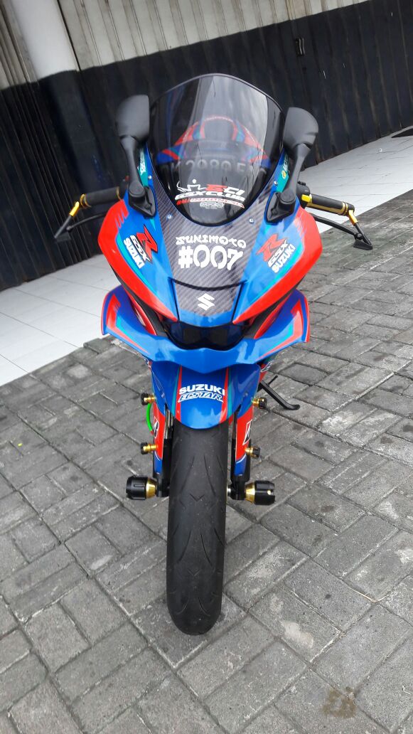Modifikasi Suzuki GSX-R150 dari bali. Ini dia Spesifikasi modif nya ...