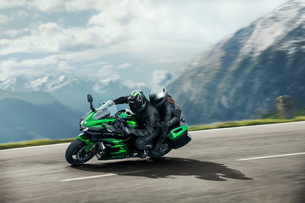 Kawasaki Ninja H2 SX, Ninja H2 versi Touring Supercharger. Gallery dan ...