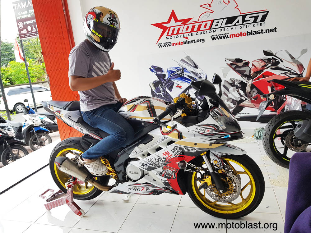 Modifikasi Stiker decal Helm Ink CL-Max dan New Vixion berlivery SHOEI ...