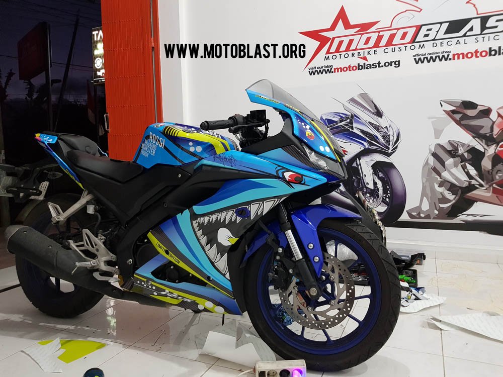 Modifikasi Motor New Yamaha R15 V3 Shark dari Bali - MOTOBLAST