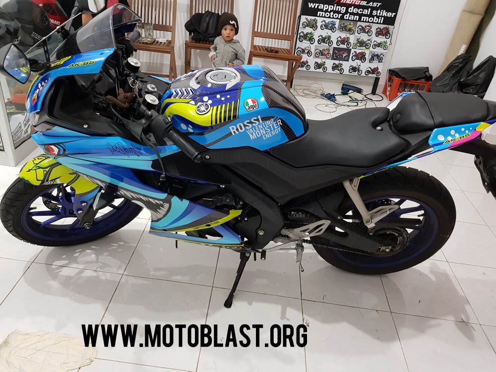 Modifikasi Motor New Yamaha R15 V3 Shark dari Bali - MOTOBLAST