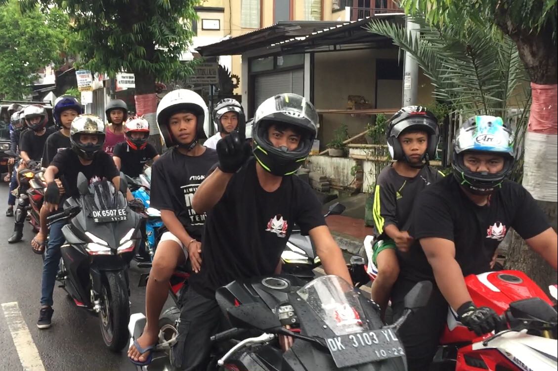 Lihat gambar ini, terbukti desain dan bentuk depan R25 masih bisa ...