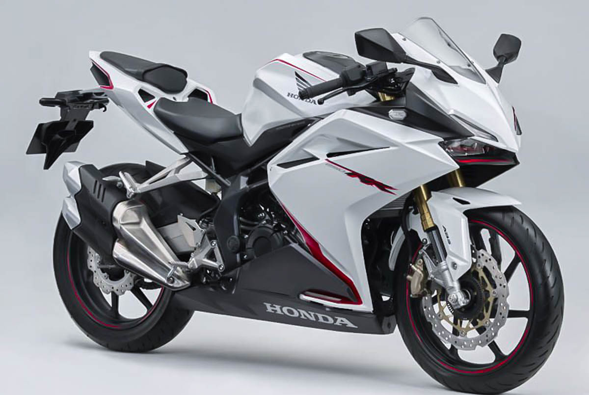 Modifikasi Striping Yamaha Nmax Red Ferrari - MOTOBLAST