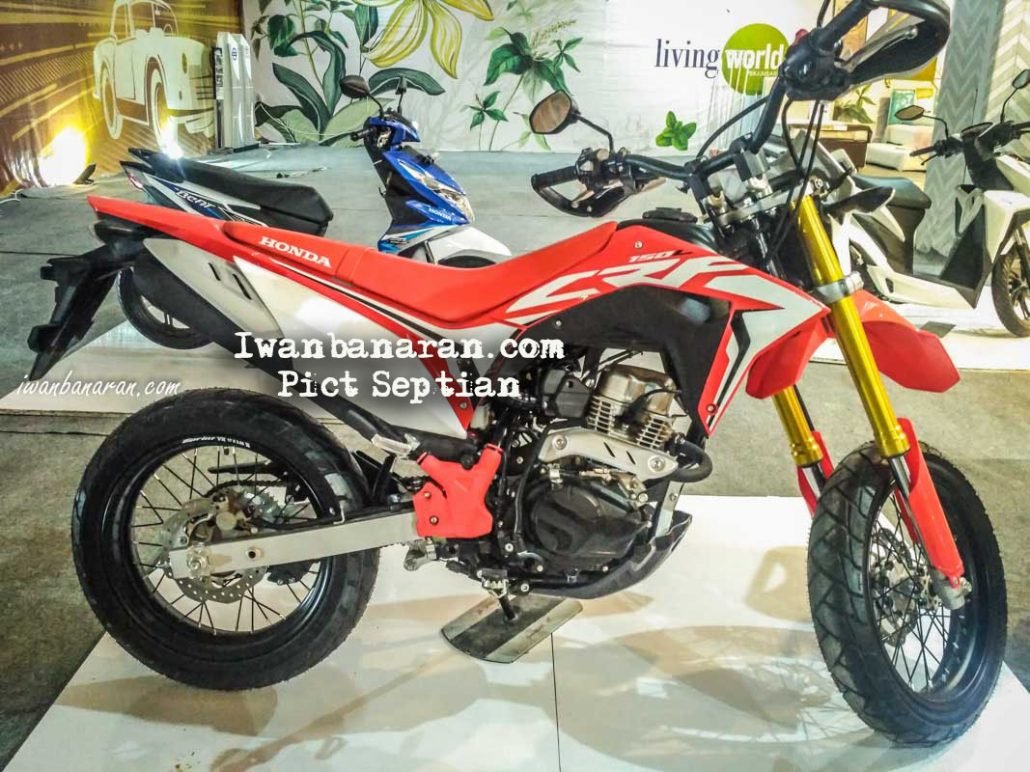 Mrongoss cakk... ternyata Honda CRF150 versi Supermoto sudah di Jual di ...