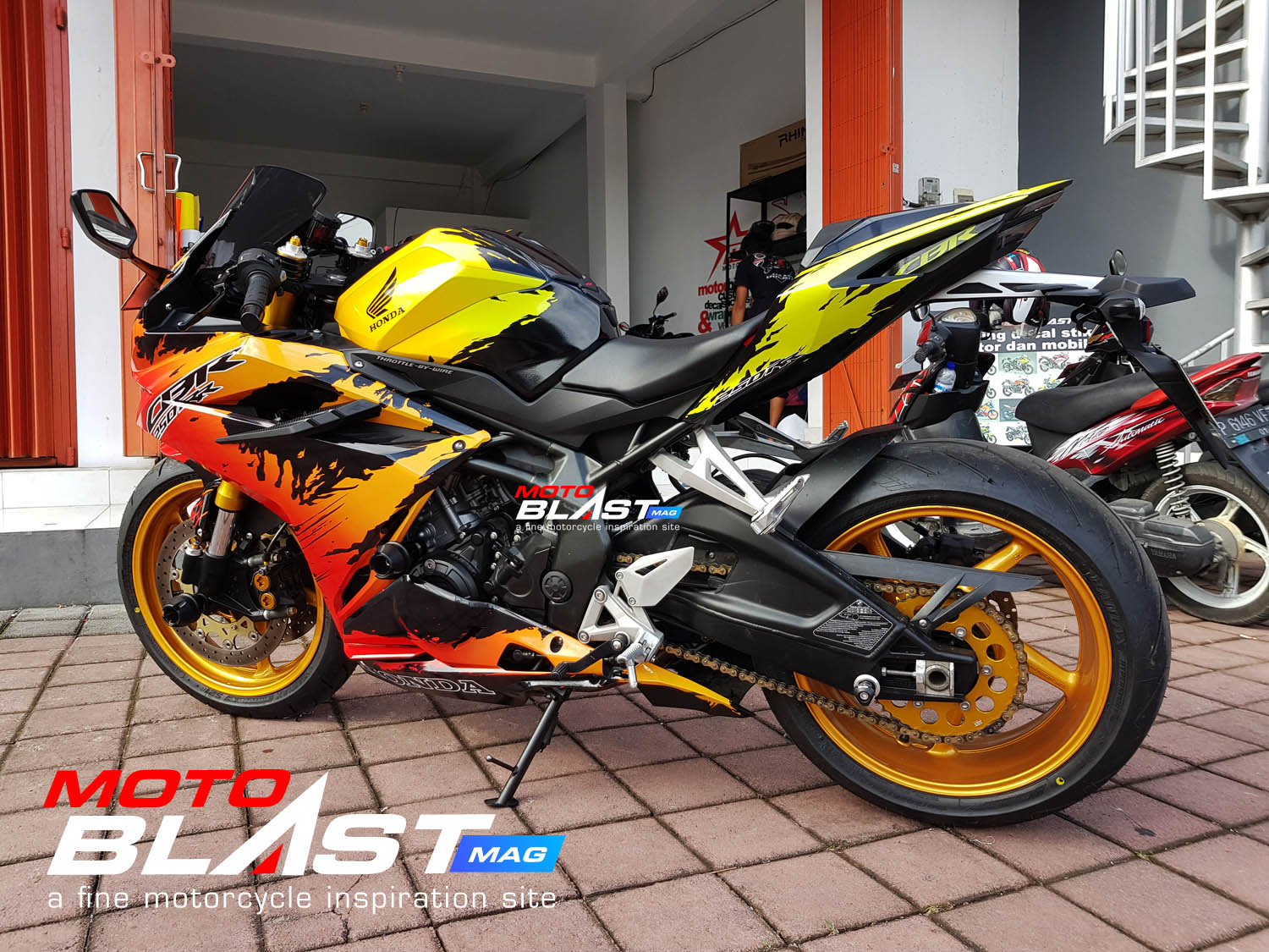 Honda CBR250RR Modif Hedon Limbah moge BUTO AGNI- MOTOBLAST