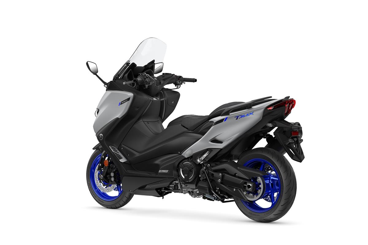Yamaha TMAX edisi 2020 - MOTOBLAST