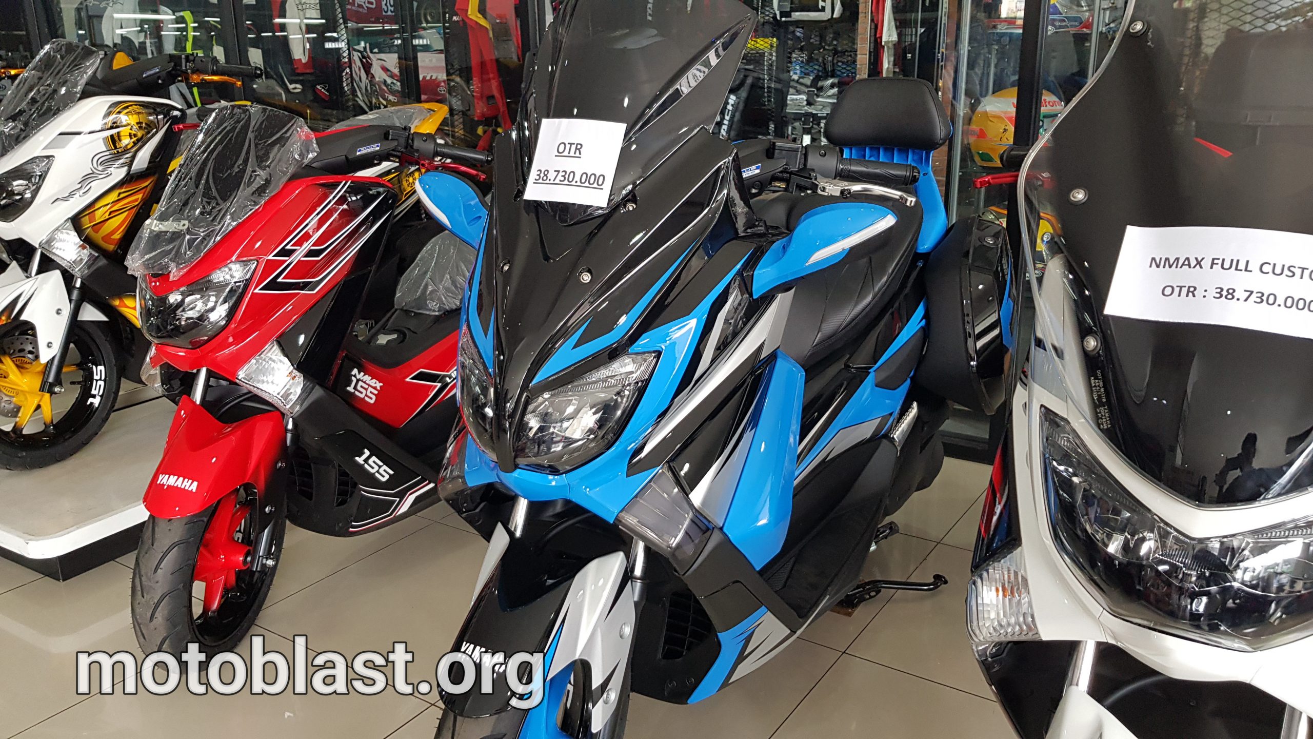 Nmax modif dari dealer Yamaha Mekar Bintaro ini asli KEREN BANGET ...