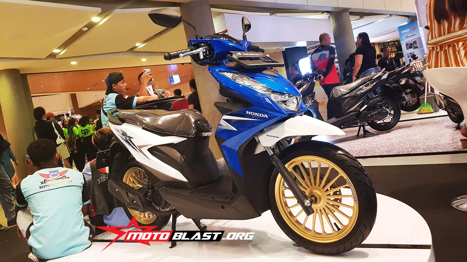 New beAT Ganteng maksimal modal Velg Gold - MOTOBLAST