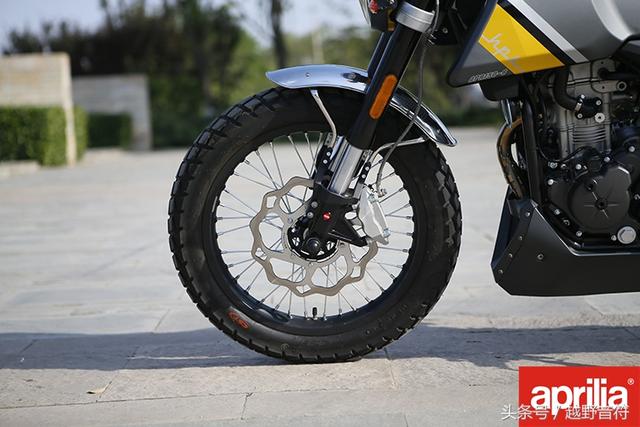 Aprilia CR150, desain scrambler mesin zongshen - MOTOBLAST
