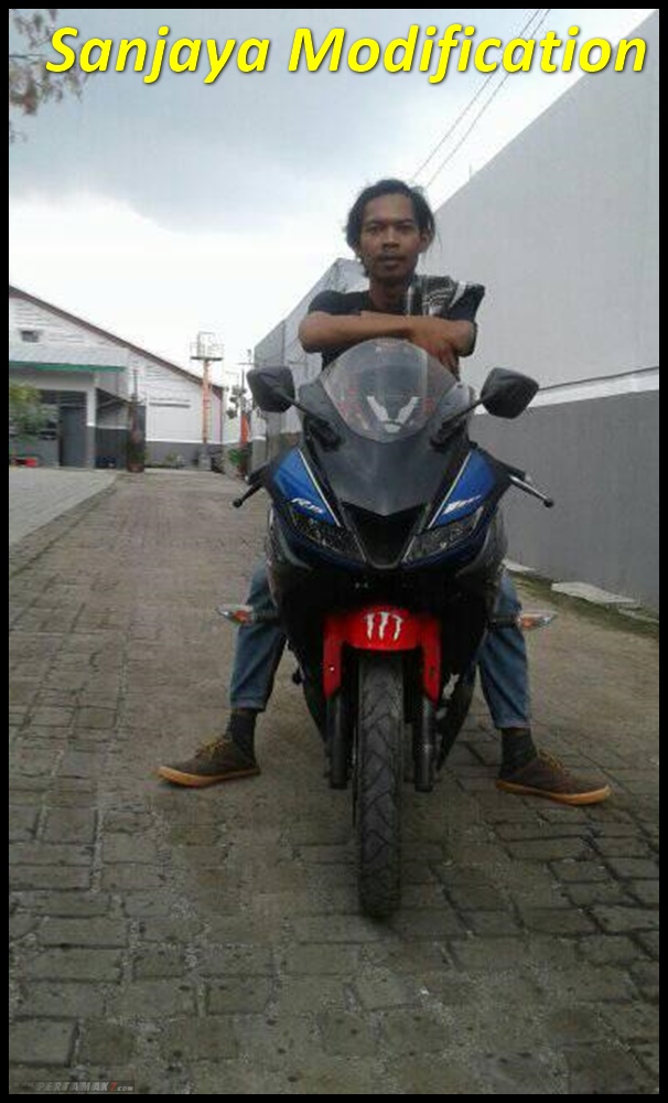 Honda beAT di modif jadi Yamaha R15 V3, Mbeeerrr Gledek nih - MOTOBLAST