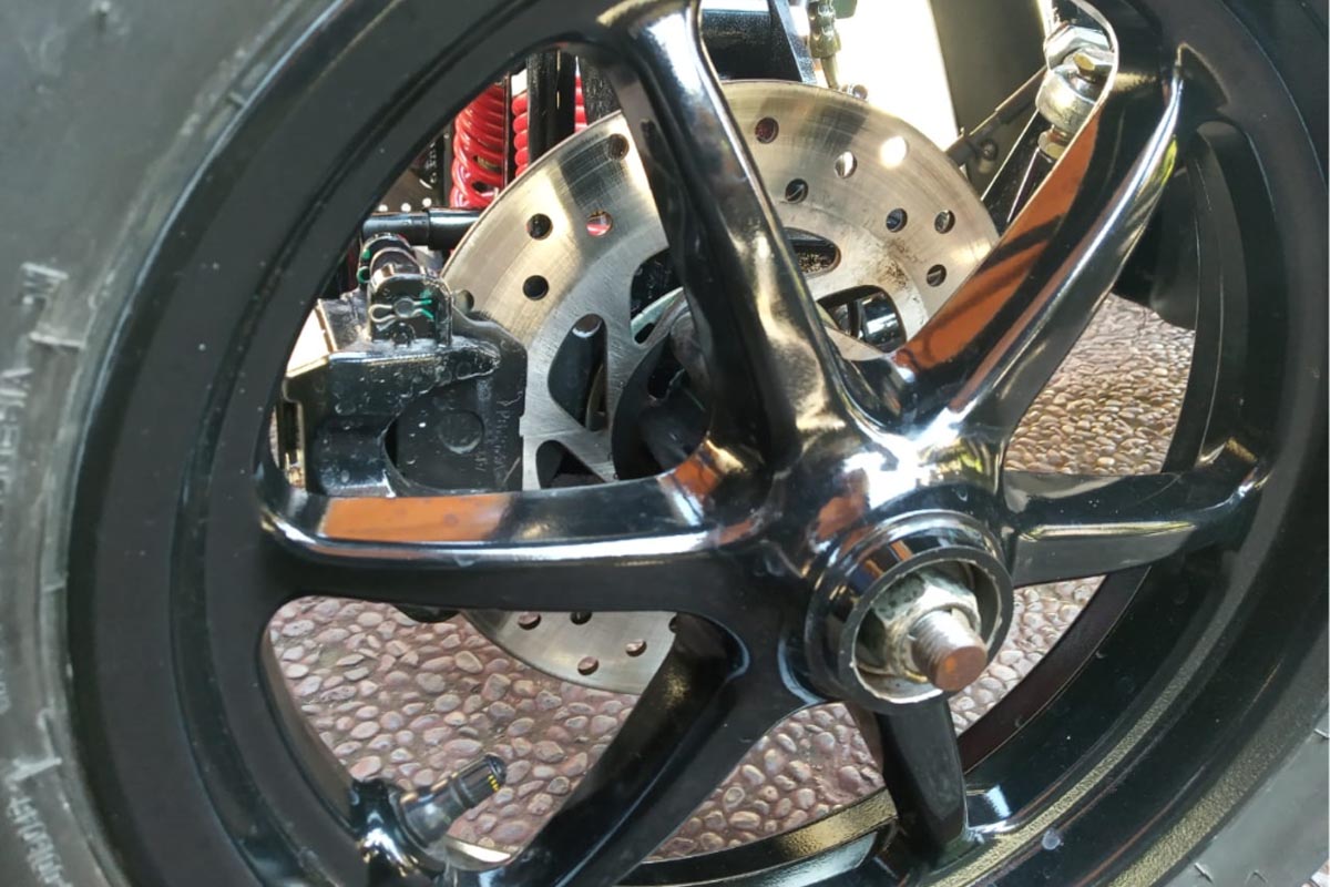 Keren! Rider Bali Modifikasi Yamaha Freego miliknya Menyerupai Tricity ...