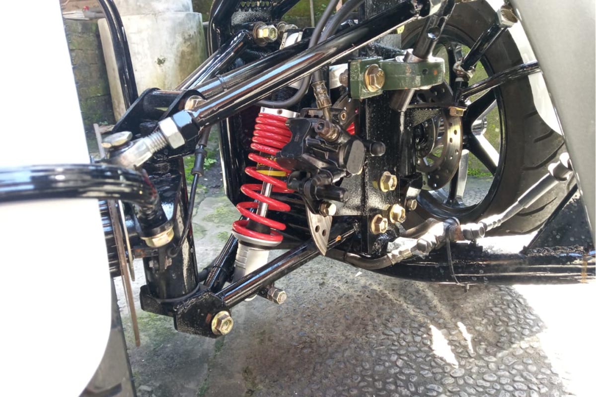 Keren! Rider Bali Modifikasi Yamaha Freego miliknya Menyerupai Tricity ...