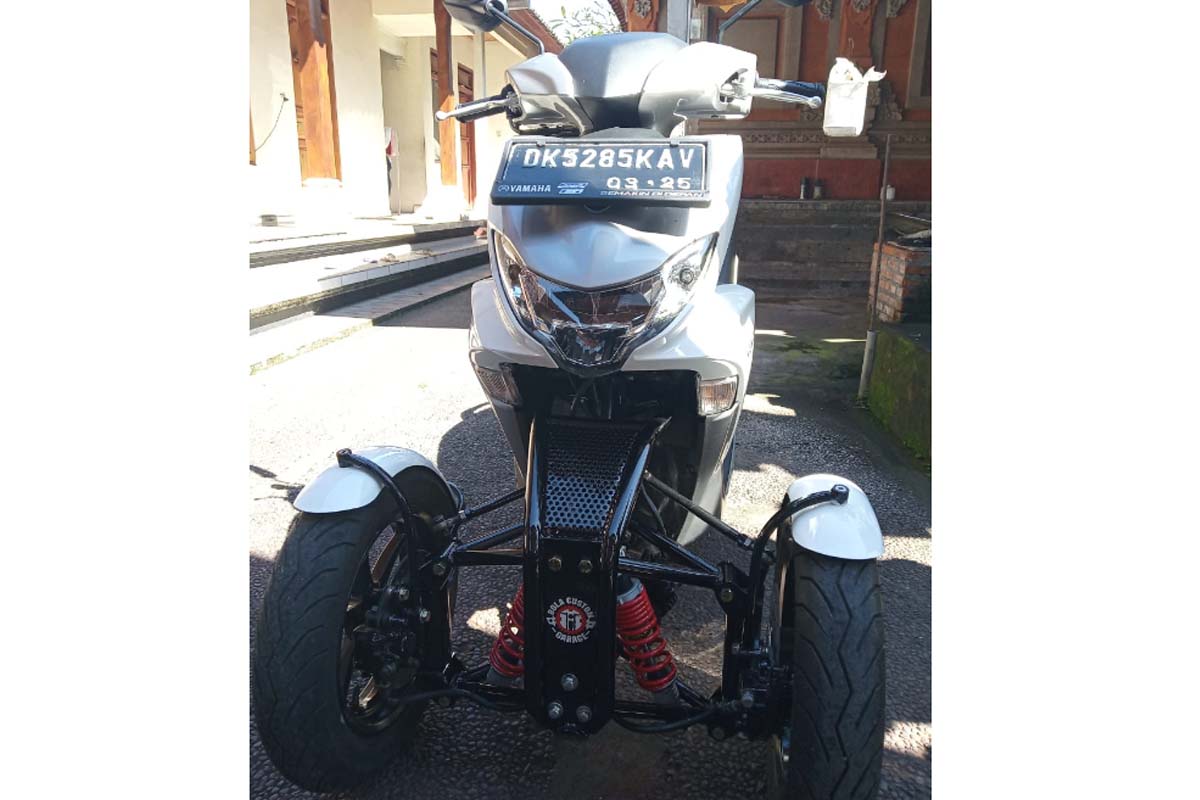 Keren! Rider Bali Modifikasi Yamaha Freego miliknya Menyerupai Tricity ...