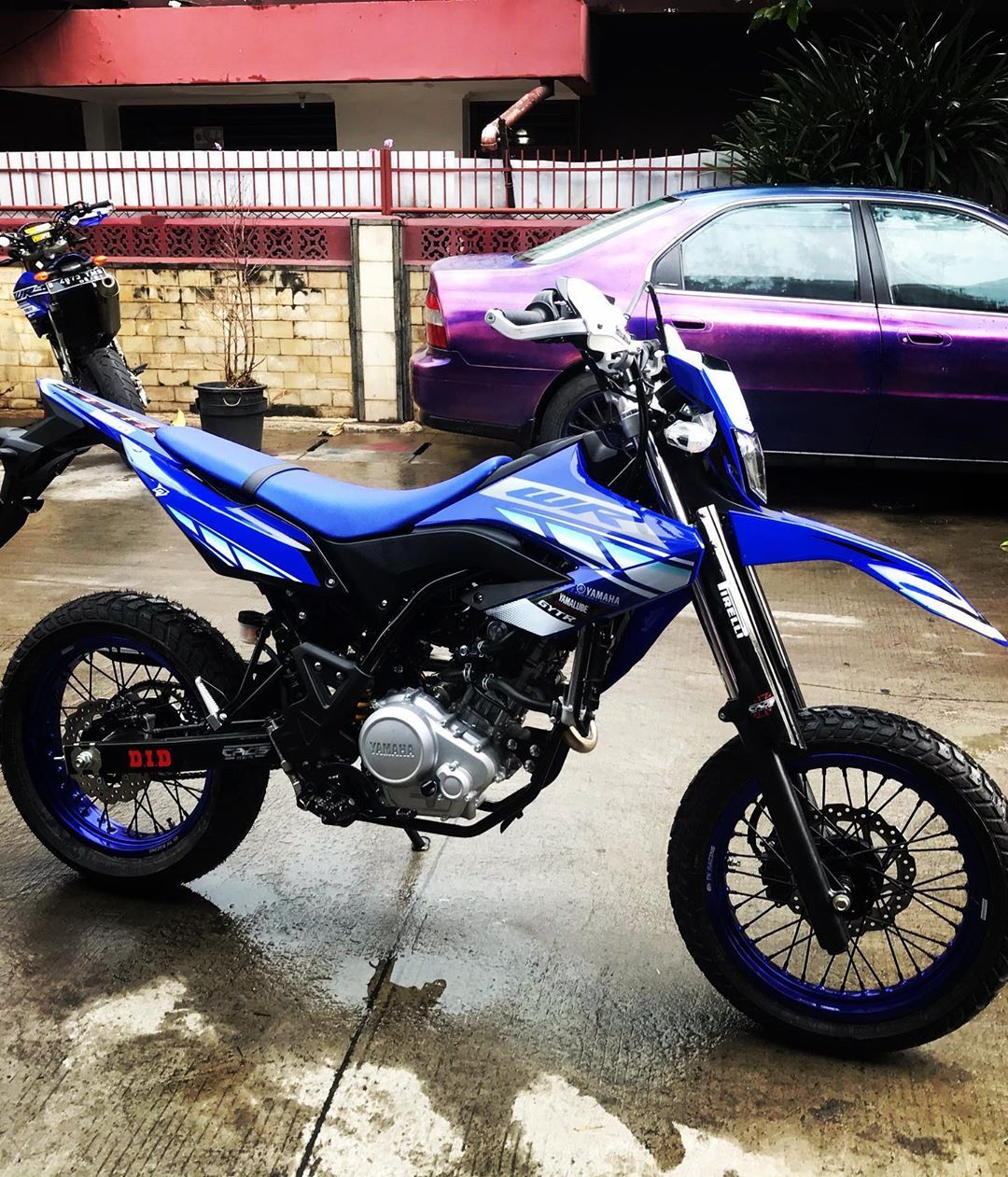 Yamaha WR155 Gaya supermoto, ini inspirasinya bikin ngiler - MOTOBLAST