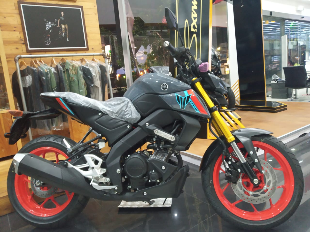 Yamaha MT-15 Metallic Dark Grey di Bali Harga terpaut tipis dari harga ...