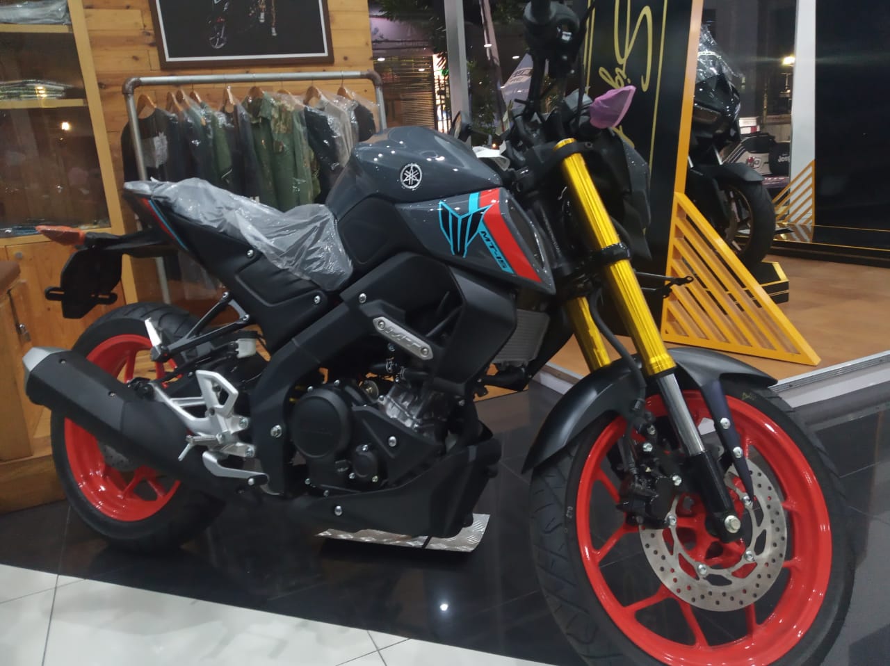 Yamaha MT-15 Metallic Dark Grey di Bali Harga terpaut tipis dari harga ...