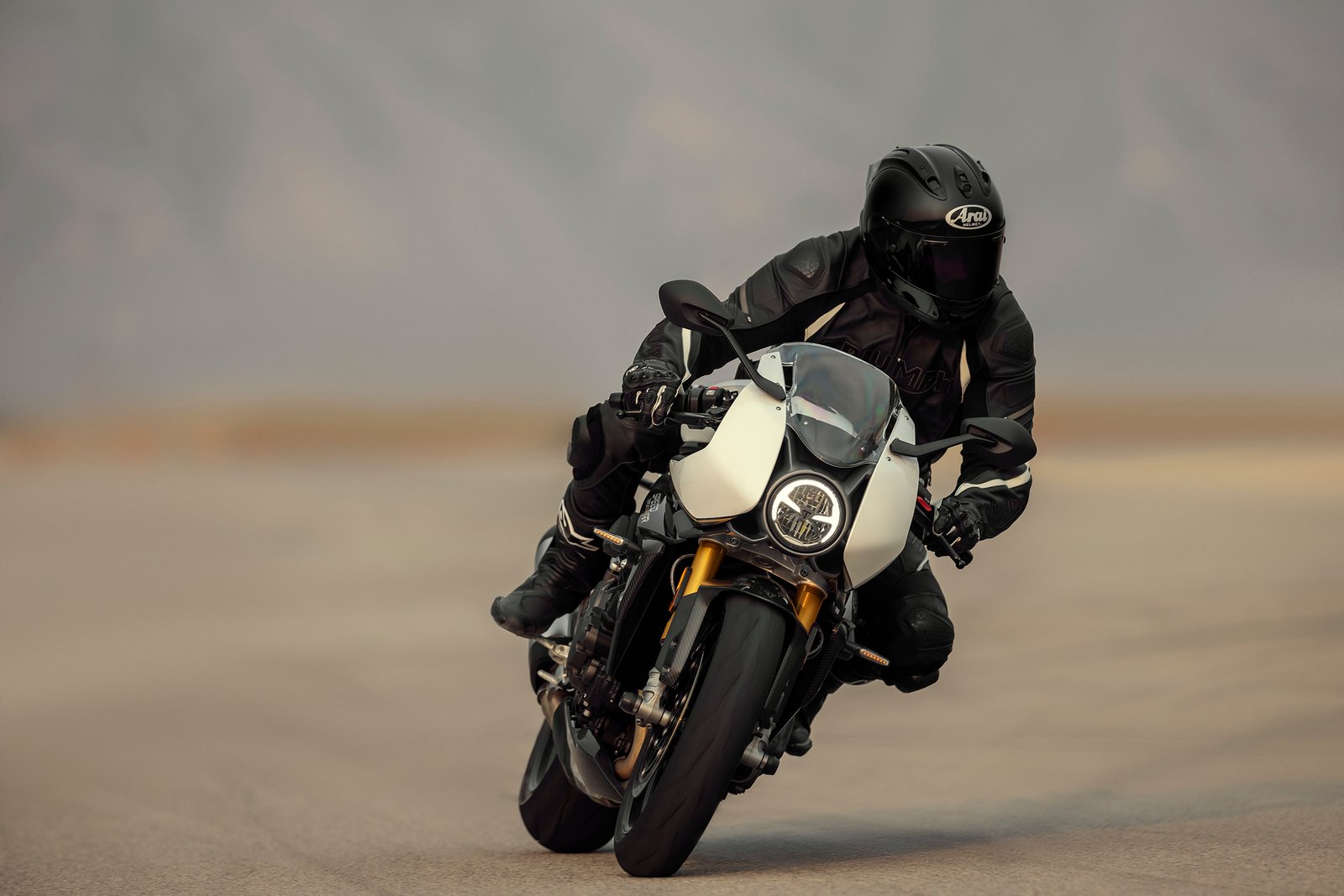 Triumph Speed Triple 1200RR 2021 resmi di rilis world debut - MOTOBLAST