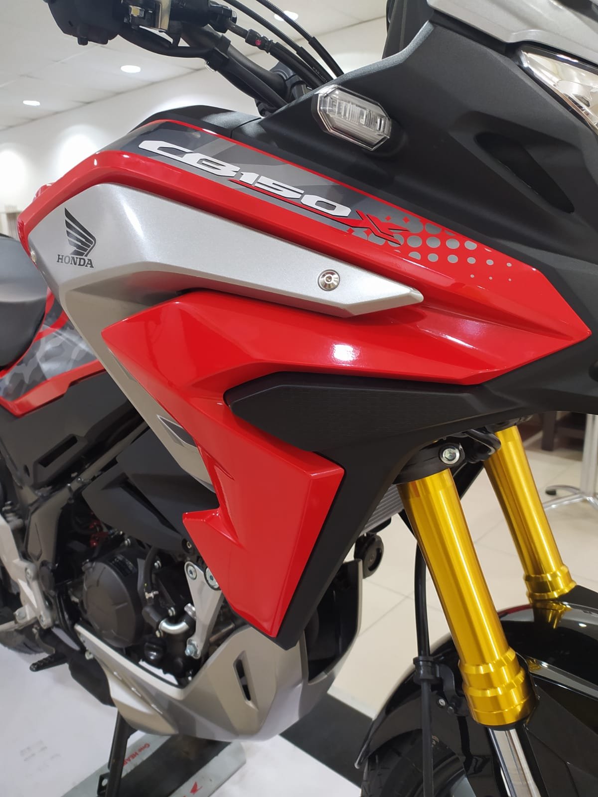 Honda New CB150X Hadir Mengaspal di Pulau Bali, harga cuma segini ...