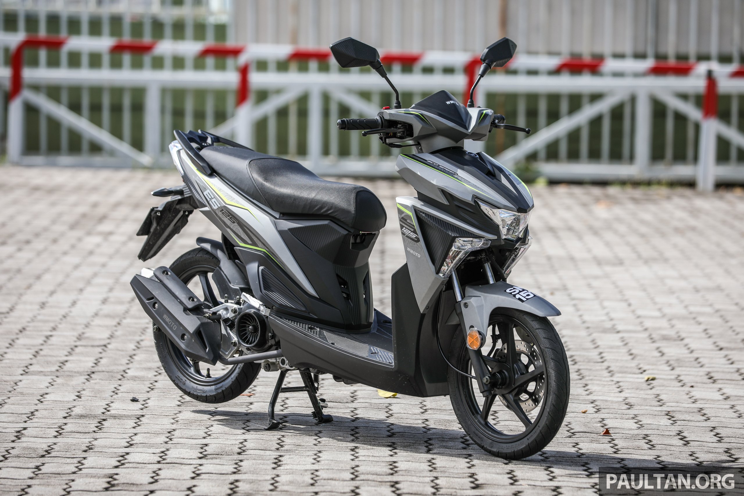 WMoto ES125 - Motor matic di Malaysia yang mirip banget kayak Yamaha ...