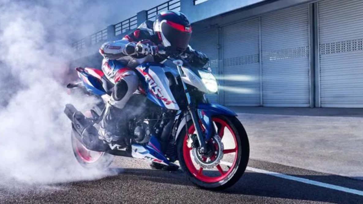 TVS hadirkan Apache RTR Racing performance - Loh kok kereen ?!! - MOTOBLAST