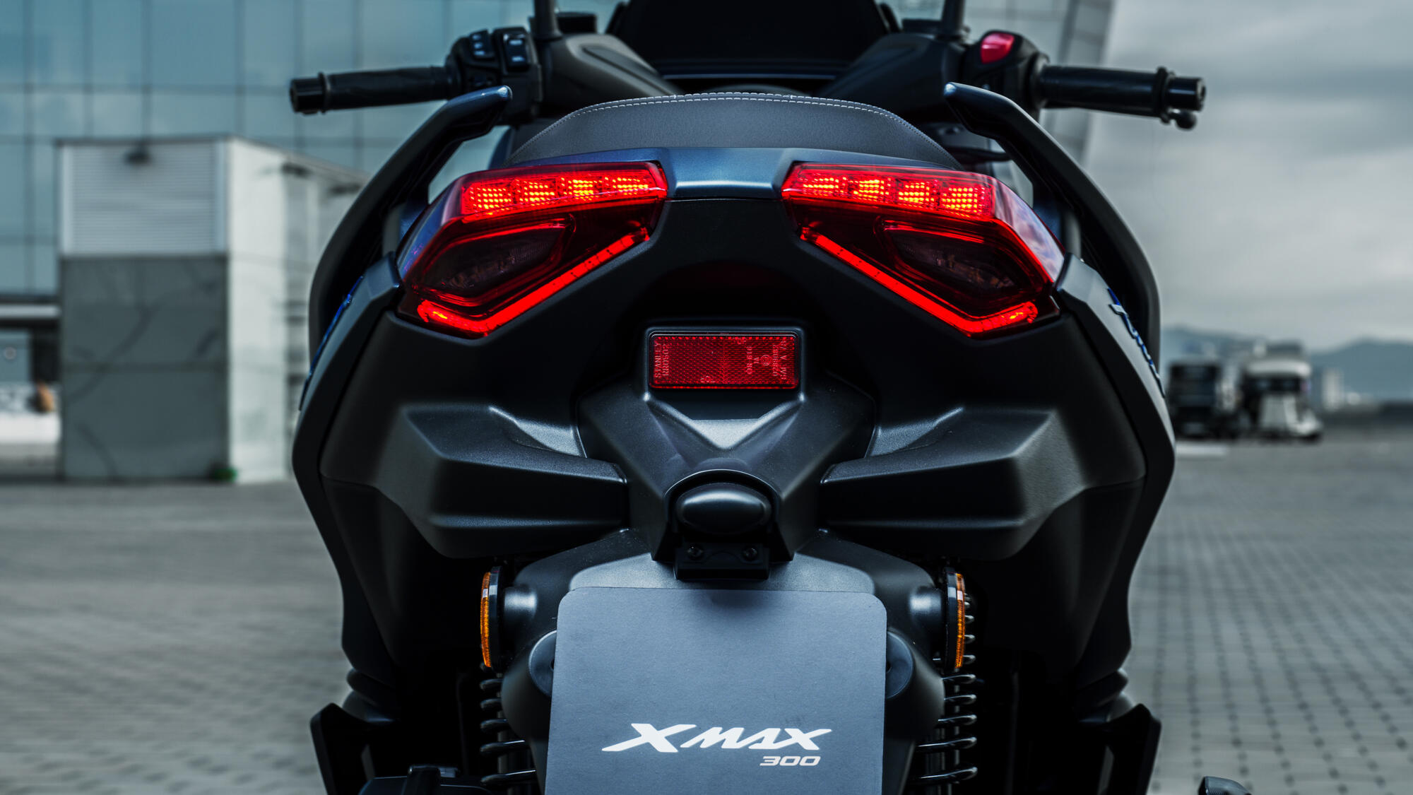 Yamaha XMAX Terbaru resmi rilis, Update desain dan fitur canggih ...