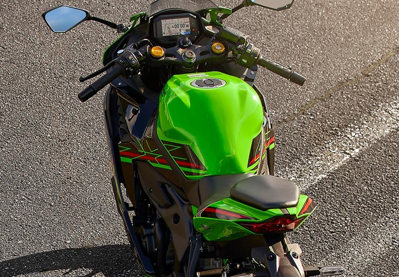 Ninja ZX4RR Resmi di rilis - Ini spesifikasinya - MOTOBLAST