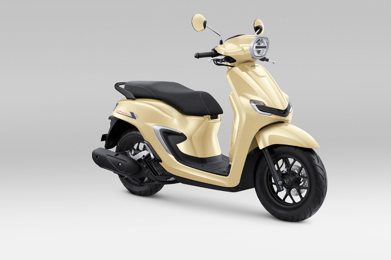 Ini dia Spesifikasi lengkap dan Varian warna Honda Stylo 160 - MOTOBLAST