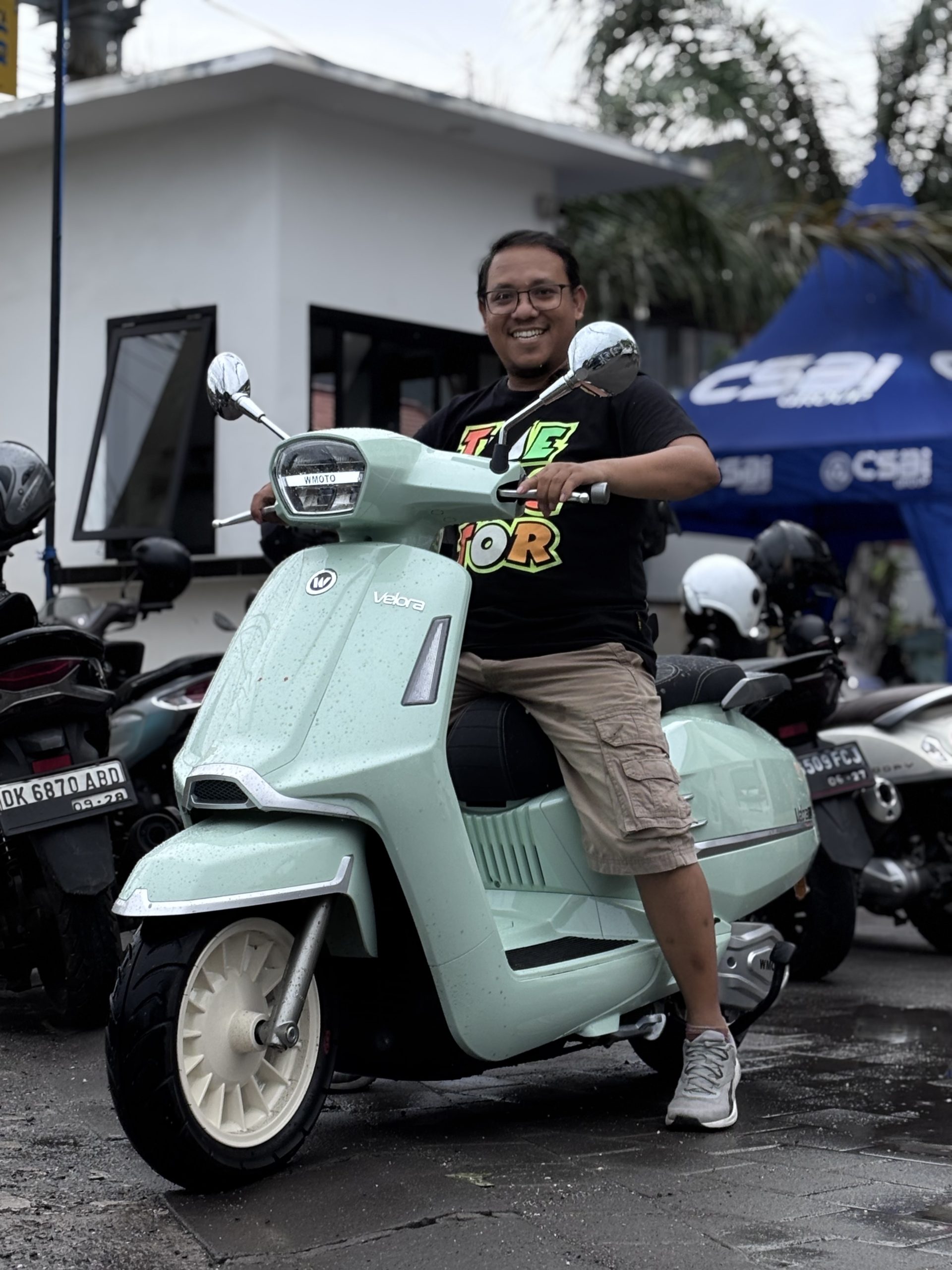 WMoto Velora 150 Motor klasik modern murah desain ala Lambretta resmi ...