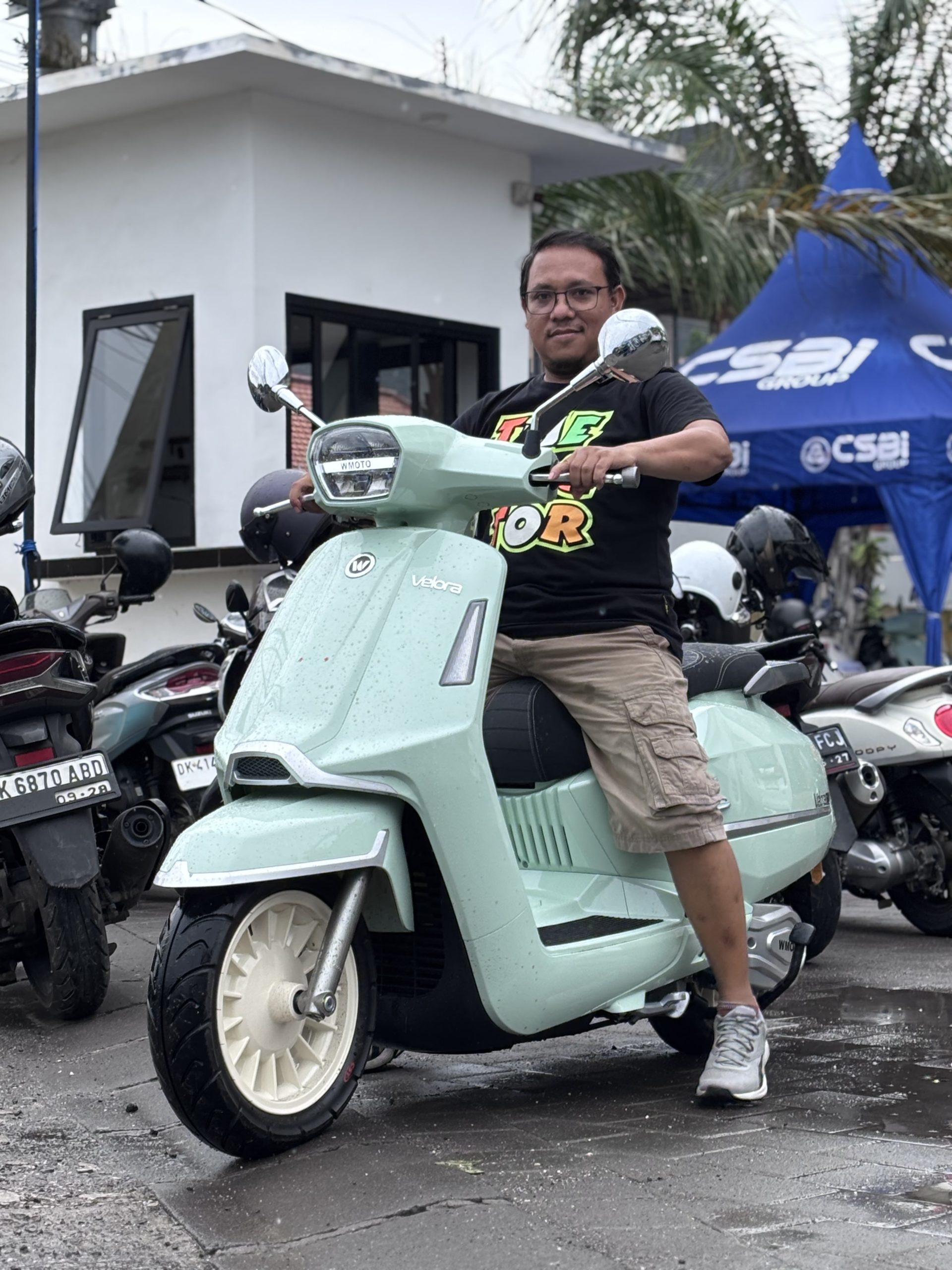 WMoto Velora 150 Motor klasik modern murah desain ala Lambretta resmi ...