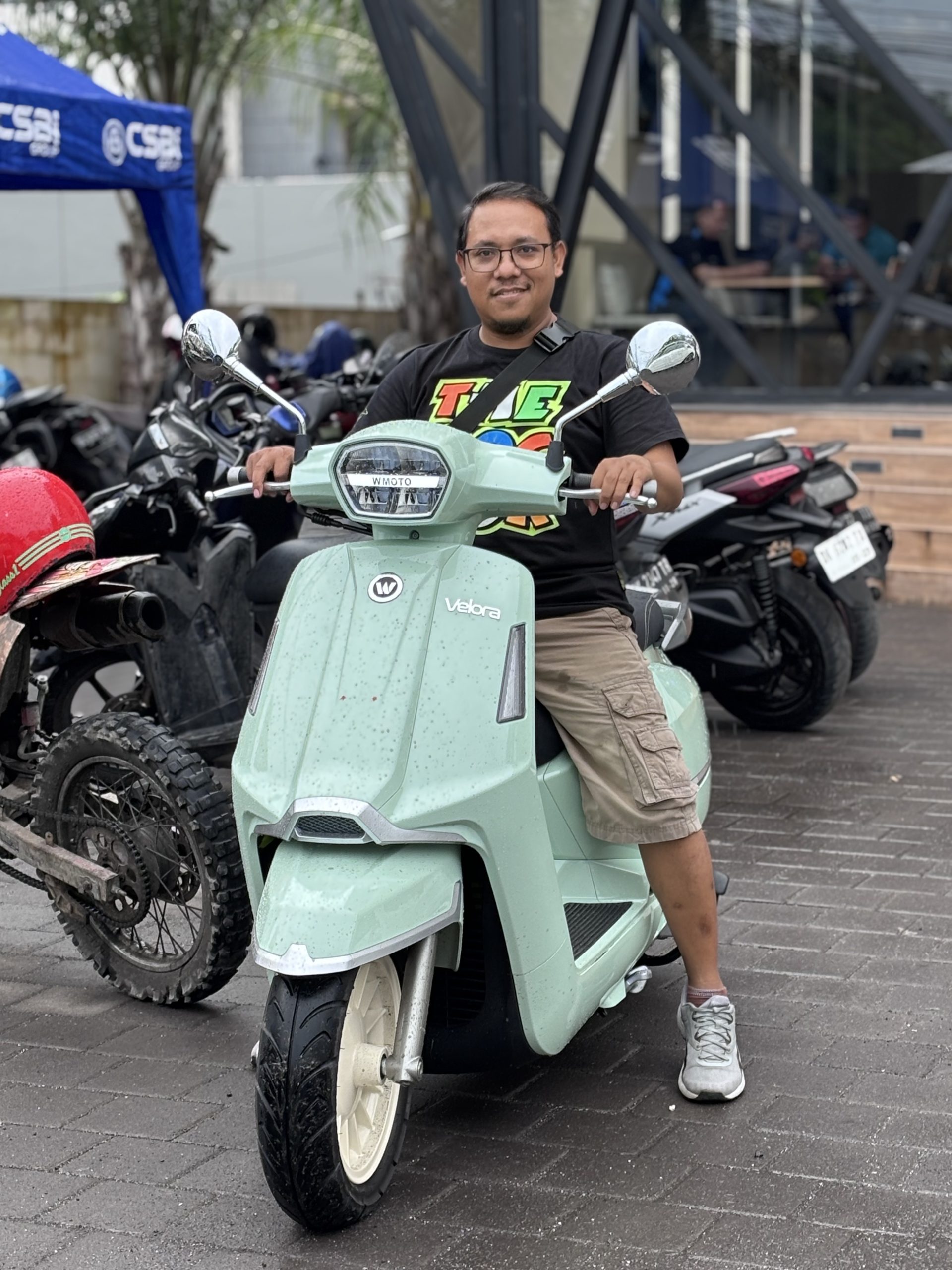 WMoto Velora 150 Motor klasik modern murah desain ala Lambretta resmi ...
