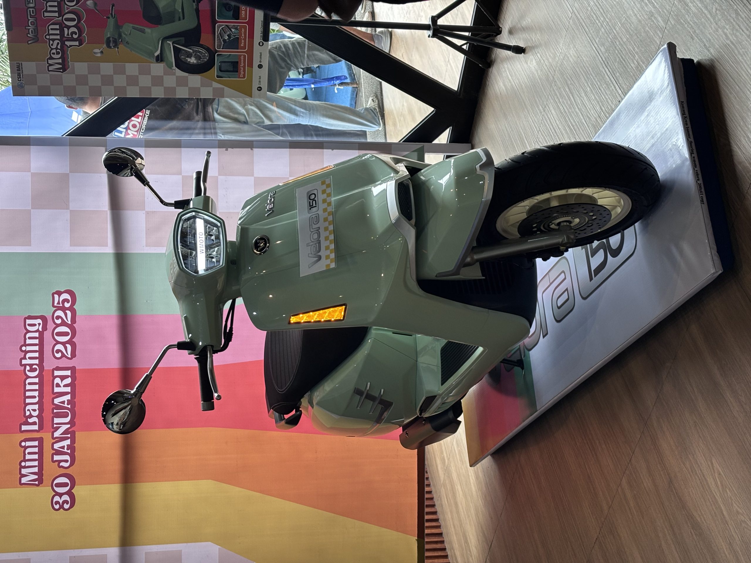 WMoto Velora 150 Motor klasik modern murah desain ala Lambretta resmi ...